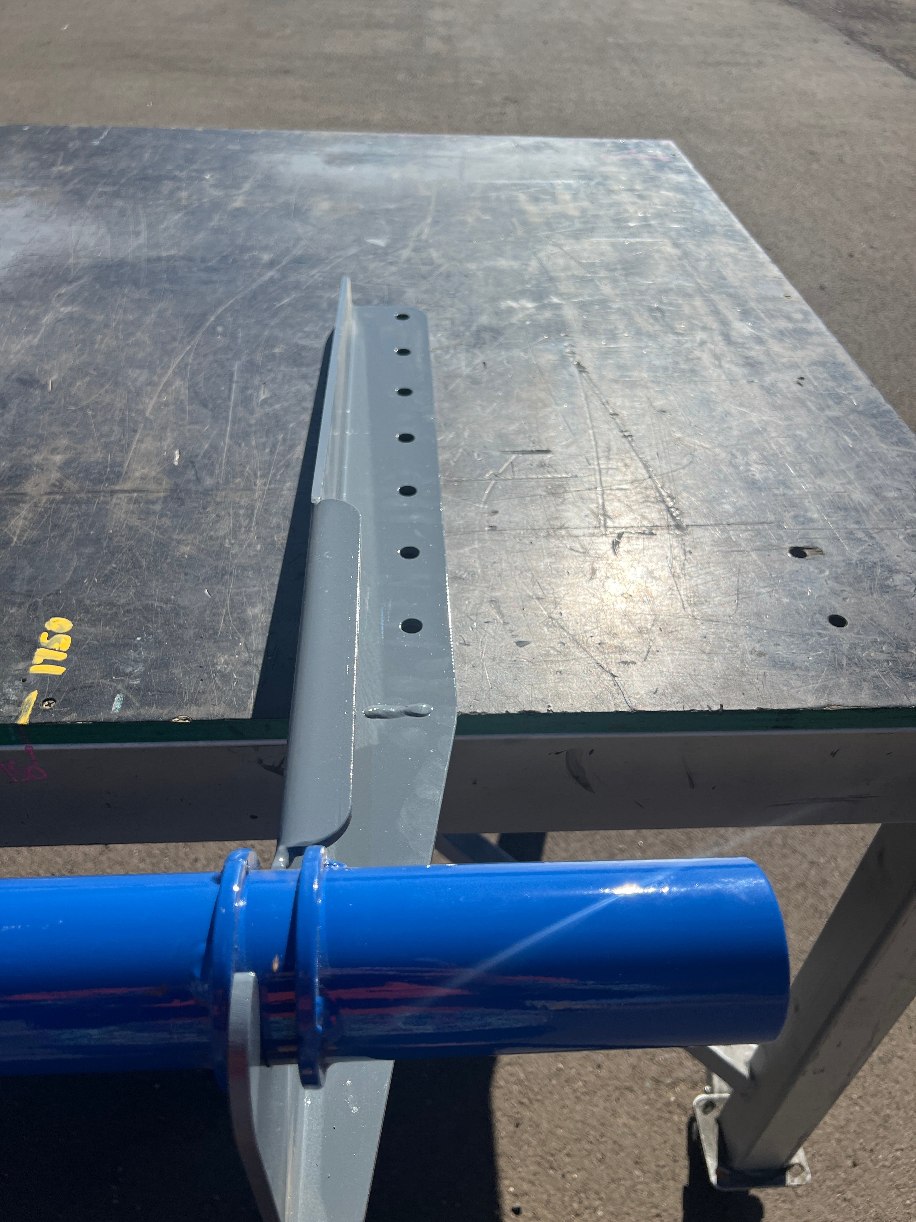 Hinged Joint Dispenser – Walters Fencing