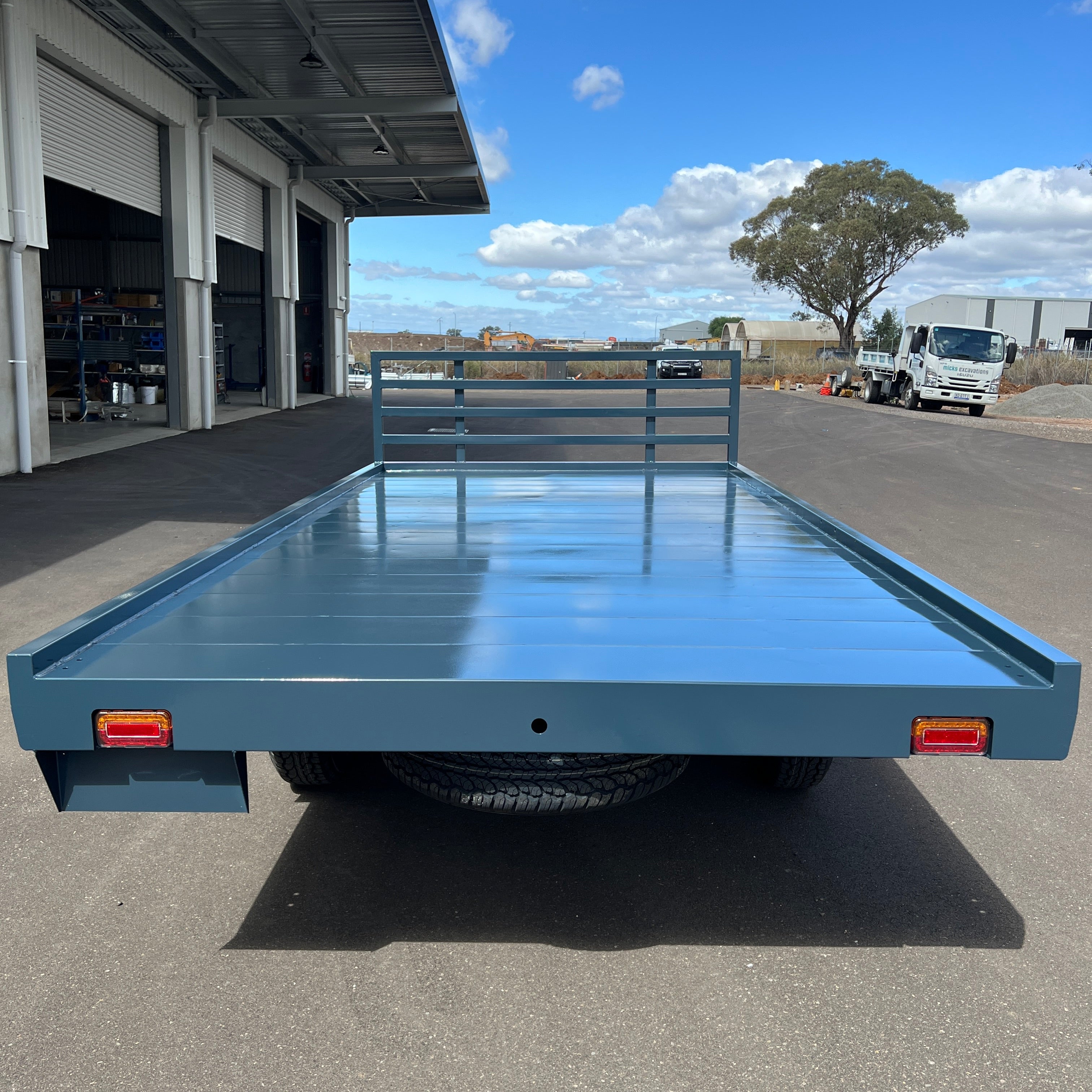 4m x 2m Flat Bed Trailer – Walters Fencing