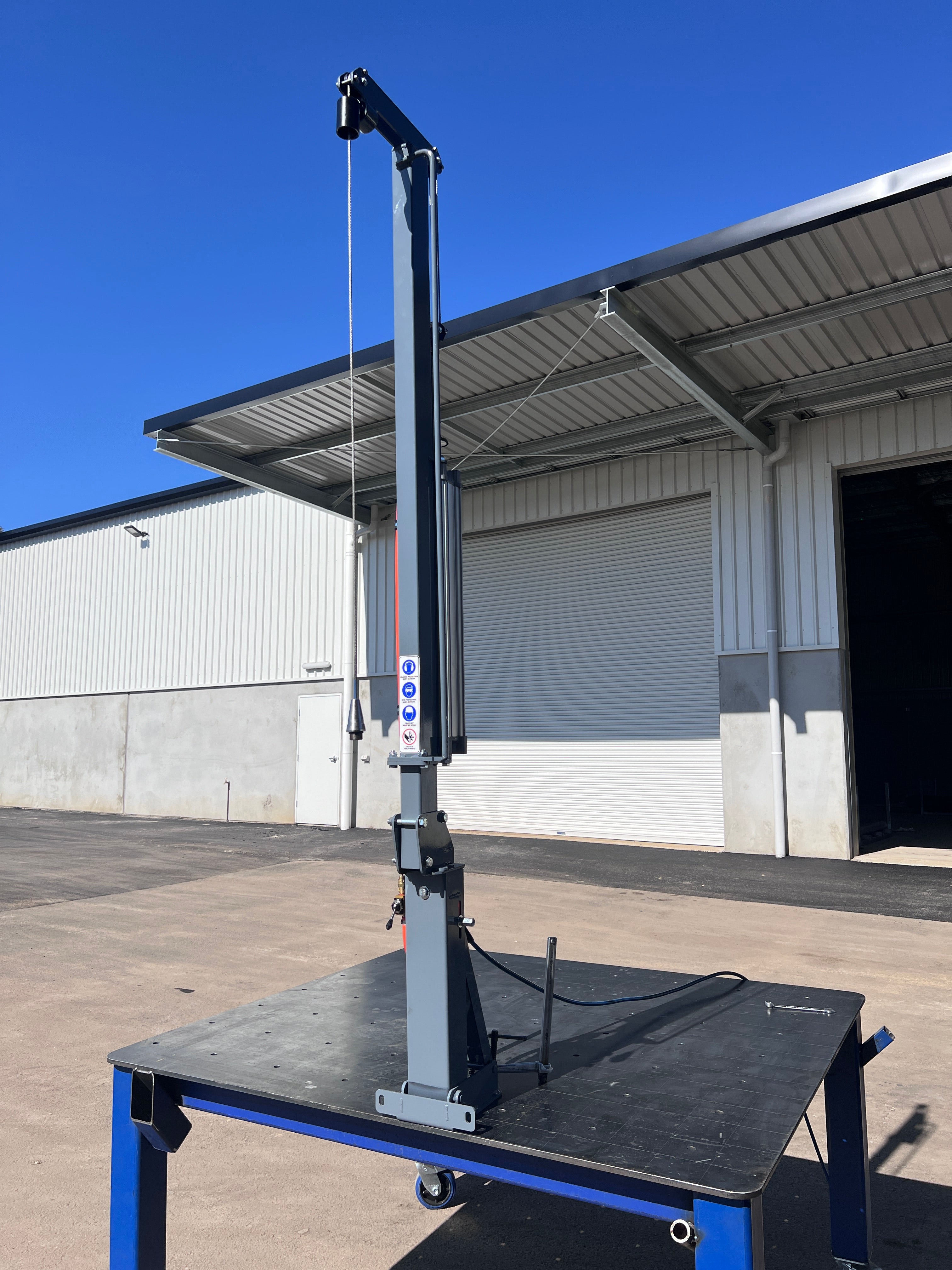 Ute Mounted Air Hammer Lifter – Walters Fencing