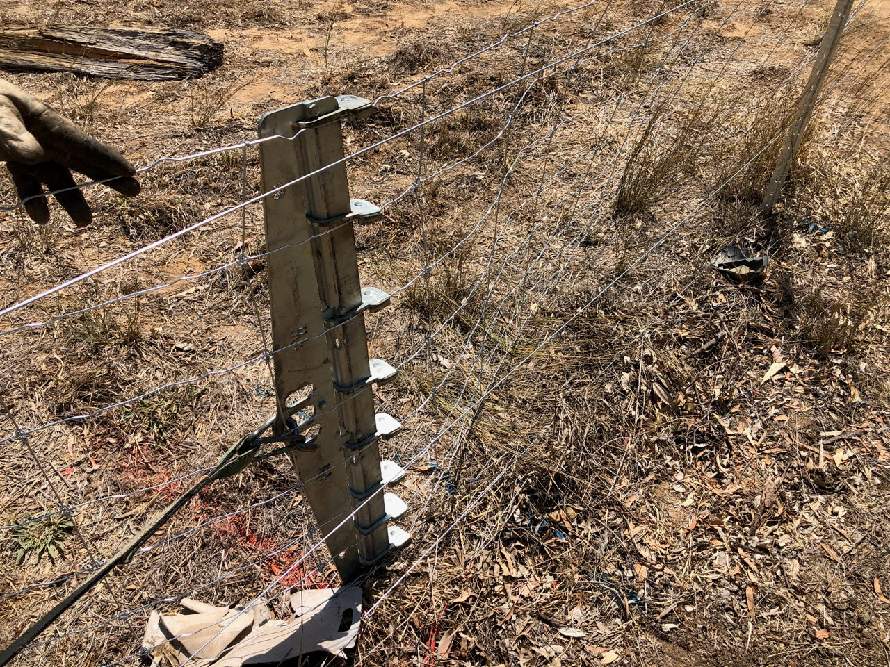 Hinged Joint Strainers – Walters Fencing