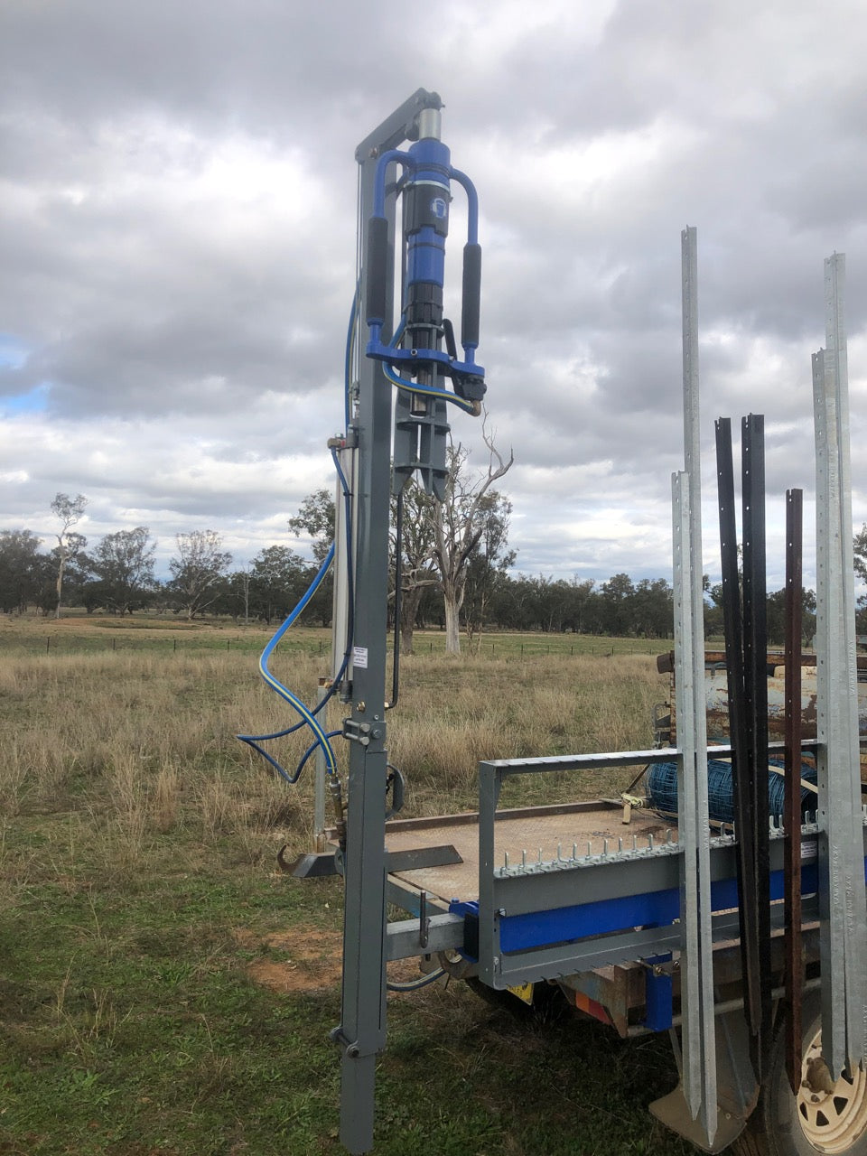 Trailer Mounted Air Hammer Lifter – Walters Fencing