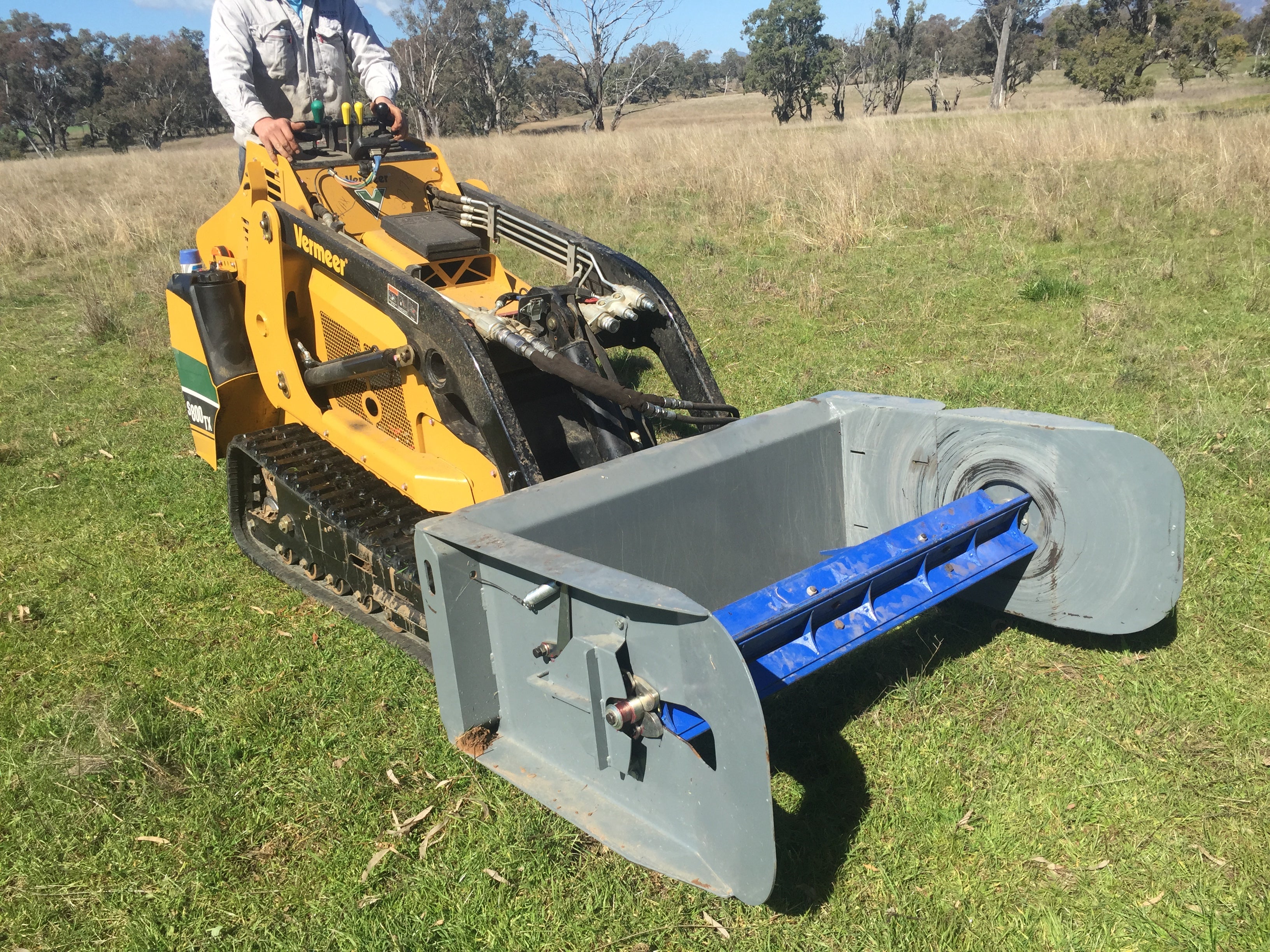 NR1200 Netting Roller – Walters Fencing