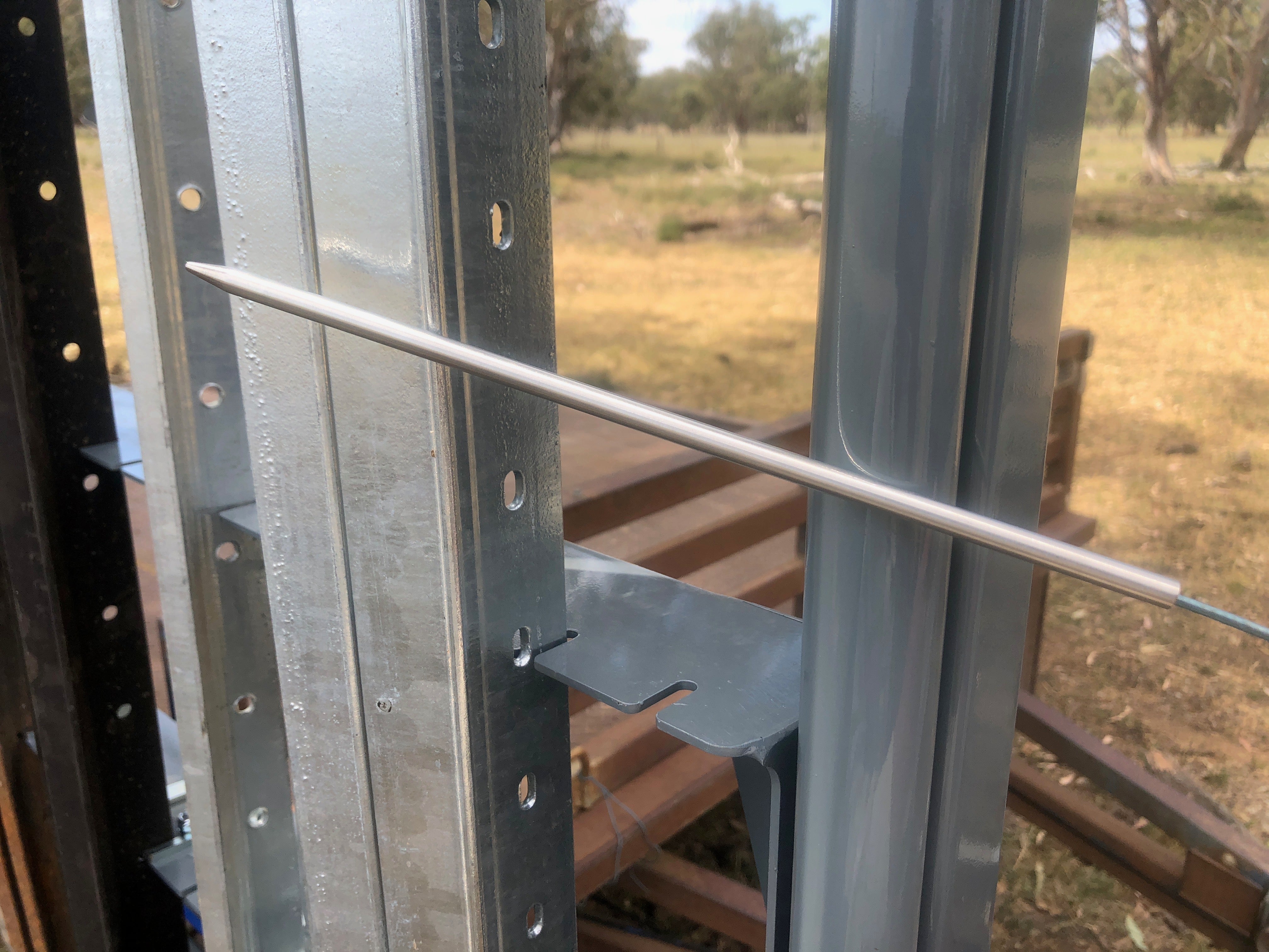 Wire Needle – Walters Fencing